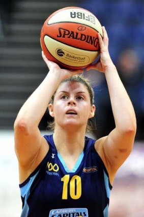 Hunt's return boosts Caps for battle against Spirit