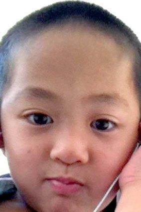 Cameraman races to rescue of missing Ryan