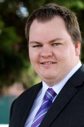 Knives out for Liberal councillors who crossed party lines