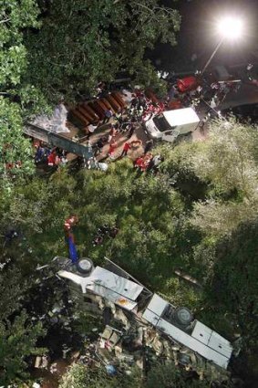 Italy bus crash kills at least 36 people