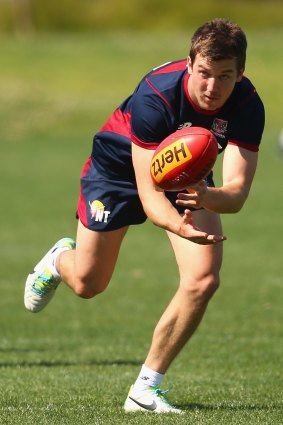 Jack Trengove to stay at Melbourne after aggravating foot injury