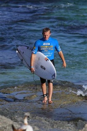 Margaret River Pro dominated by a Hawaiian win in wild conditions