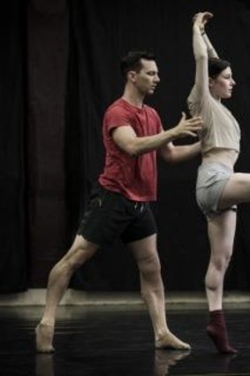 The National's Bryce Dessner in surprise duet with the Sydney Dance Company