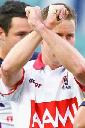 Anderson under fire as Simpkins hands in notice