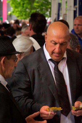 Big Nose Vinnie's fistfuls of dollars fuel racing concerns