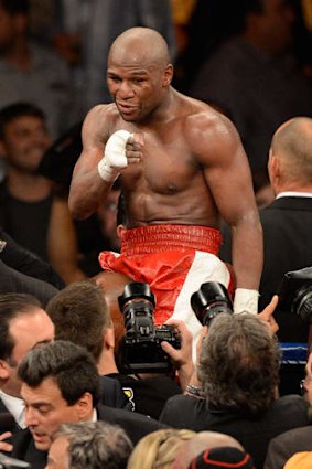 Floyd Mayweather will hang up gloves in 2015