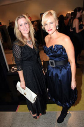 De Luca sparkles with glittering designs