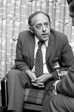 Obituary: Les Johnson stands tall in Australia's history