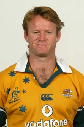 Cricket turns to former rugby international for key role