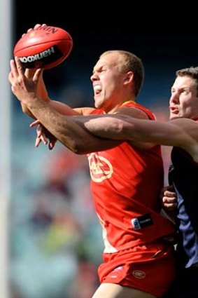 Suns shed Nathan Ablett