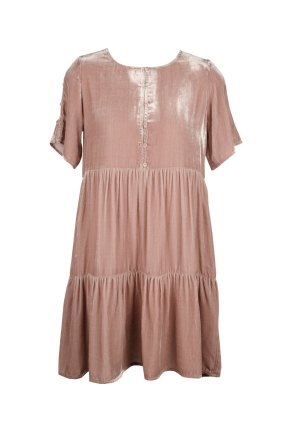 Get the look: Fashion takes a velvet bent