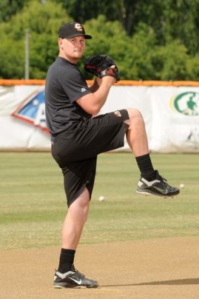 Kent, Collins in WBC assault for Australia