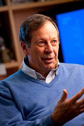 Women told not to panic about possible family breast cancer link