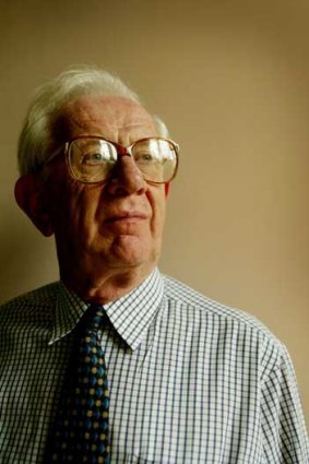 Election expert Malcolm Mackerras predicts Kevin Rudd to be booted ...