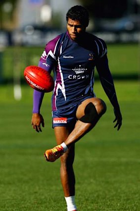 Waqa favoured to replace Chambers