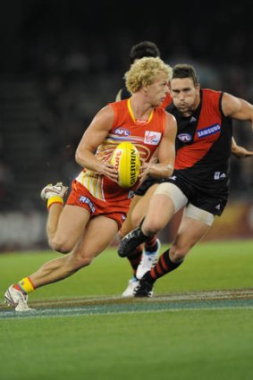 Junior star set to quit Suns for Victorian club