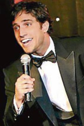 Final fanfare for the lanky yank