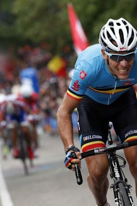 Gilbert triumphs as Aust miss podium