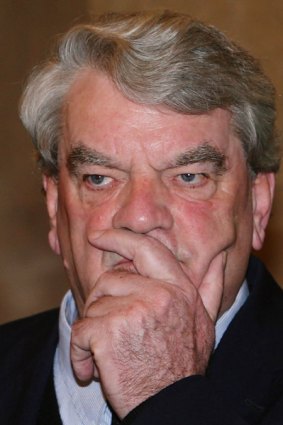 Irving joins bid to free Australian