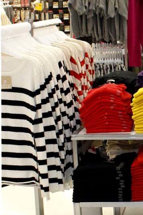 Coles fashion halt over abuse claims