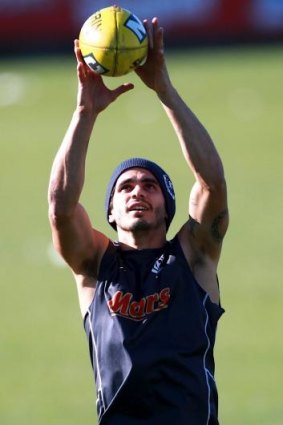 Carlton's Jeff Garlett goes to Melbourne for late picks