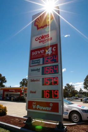 Vitol keen to chase business in Australia after Shell purchases