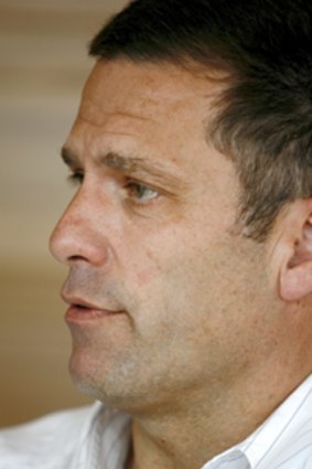 Kossmann trains new surgeons