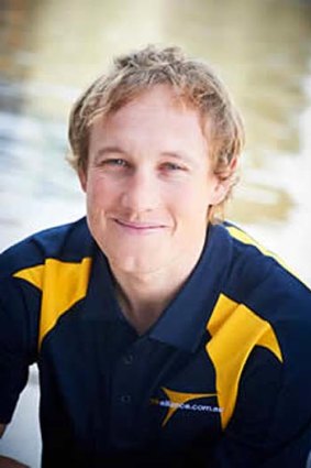 Pro cyclist struck and killed on Beach Road
