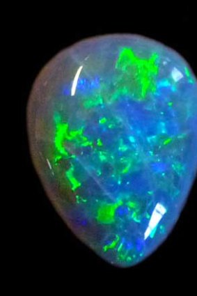 Red centre dried out to form opals
