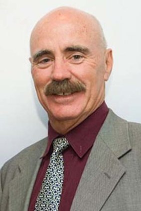 Snowdon makes surprise Afghanistan visit