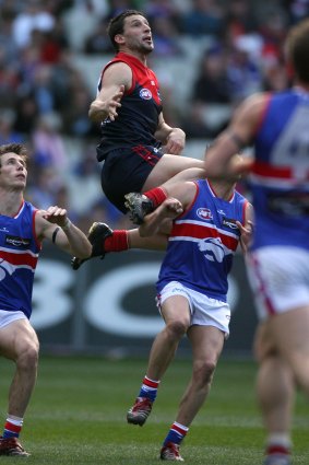 Russell Robertson knocks himself out trying to take one more screamer