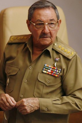 Raul Castro clears out Fidel's cabinet