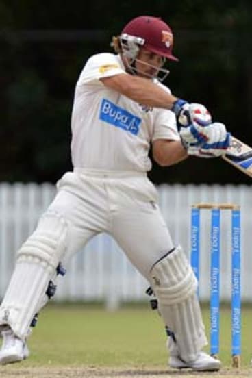 Hard slog yet to pay off for gloveman Chris Hartley