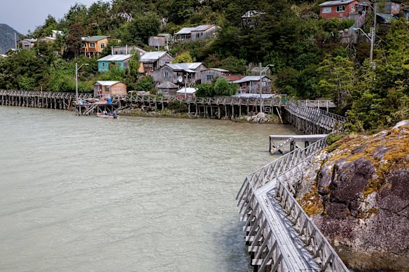 Unusual settlements and dwellings around the world: Nine incredible ...