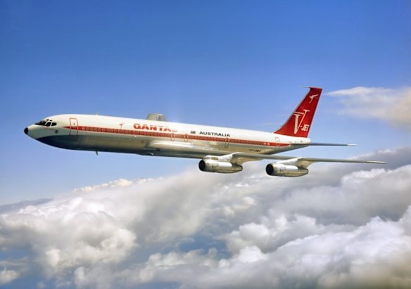 Qantas, Australia's first airline turns 100: photos