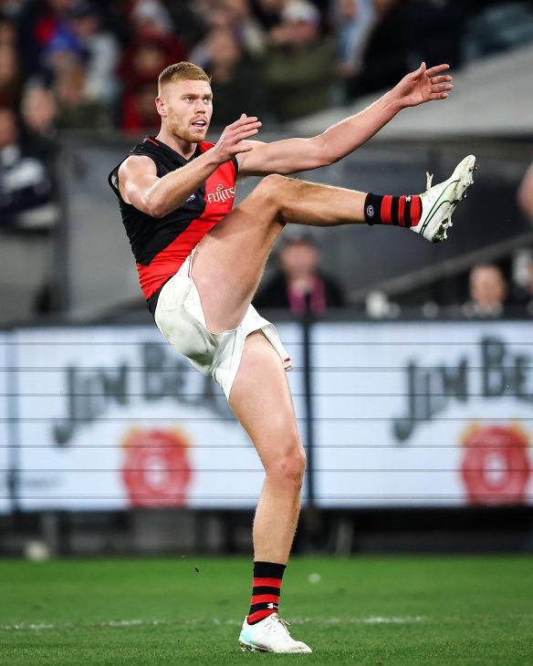 AFL 2023 Round 13 LIVE updates: Carlton Blues v Essendon Bombers ...