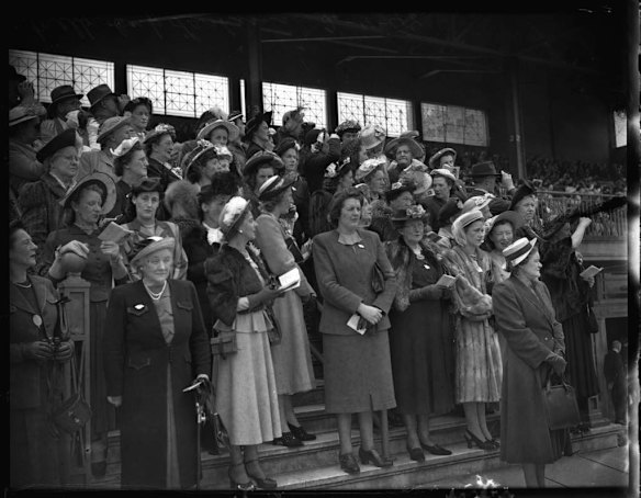 History of the members' grandstand at Flemington Racecourse