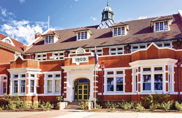 Leading staff at Perth Modern stood down by Education Department