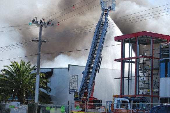 Osborne Park factory fire