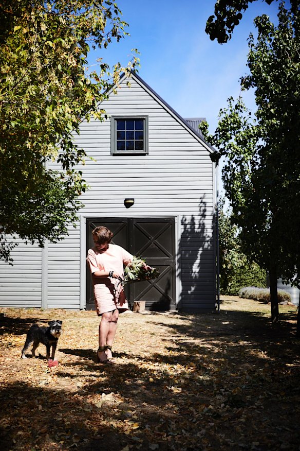 This country homestead is transformed into a weekender with European ...
