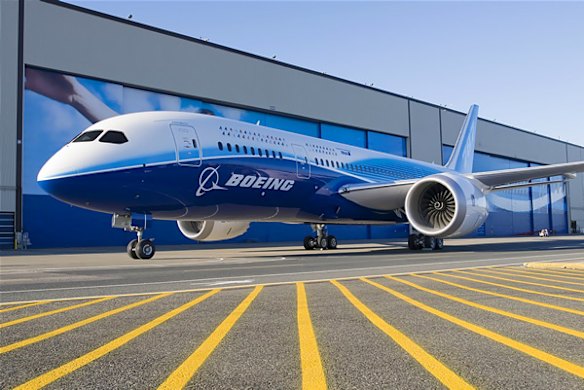 Inside the Boeing 787 Dreamliner