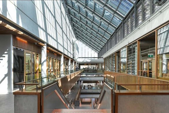 University of Queensland's new Advanced Engineering Building
