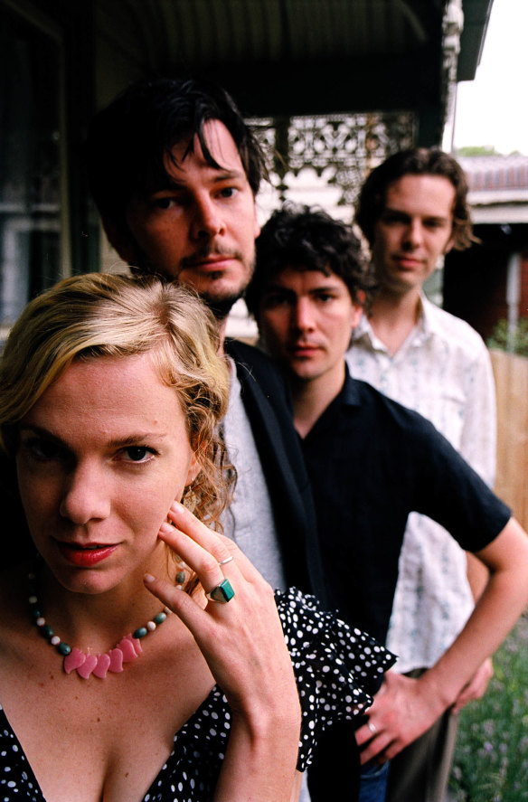 Author Peggy Frew interview: On Wildflowers and writing