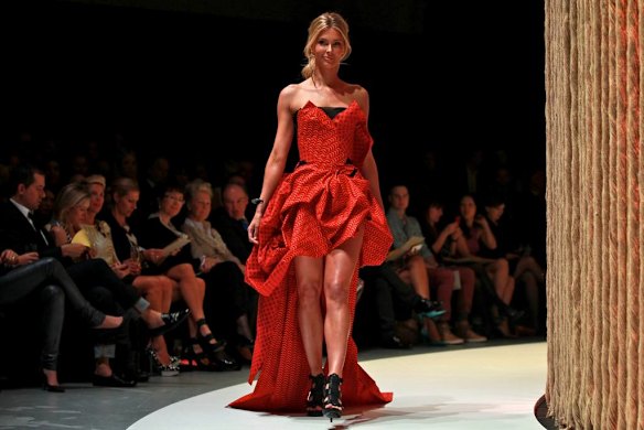 Meandering Myer models