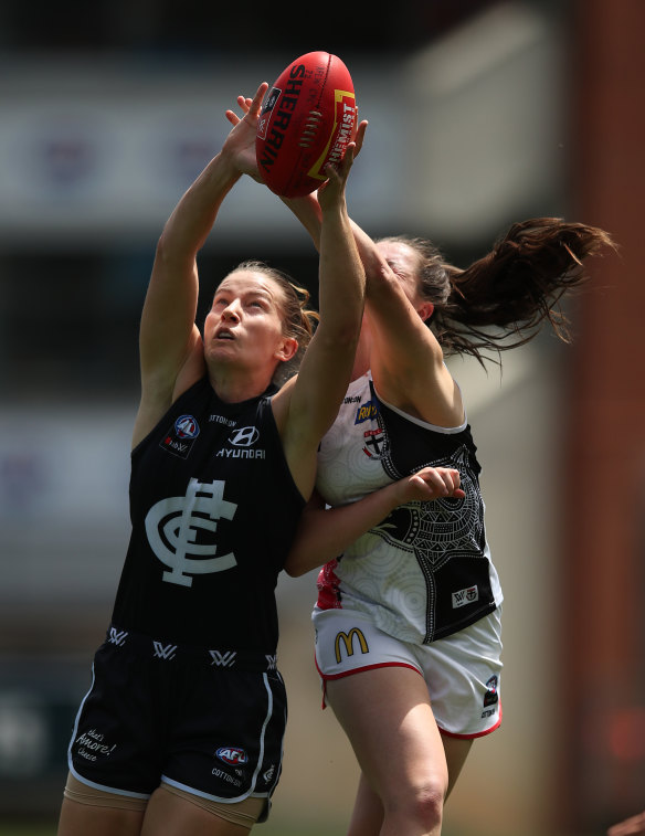 AFLW 2022: Kate Hore boots four goals for Melbourne Demons in practice ...