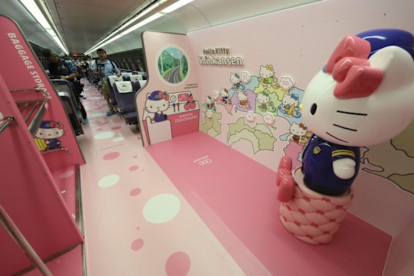 Hello Kitty bullet train photos, Japan: JR West launches pink, cartoon ...
