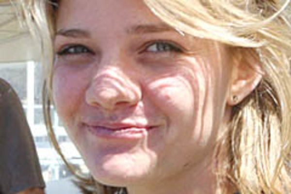 Jessica crosses the line