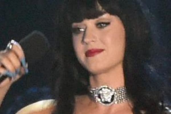 New tour footage of Katy Perry at age 17: 'I'm pretty conceited'