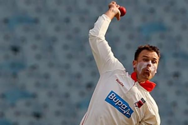 Botha cited over suspect bowling action