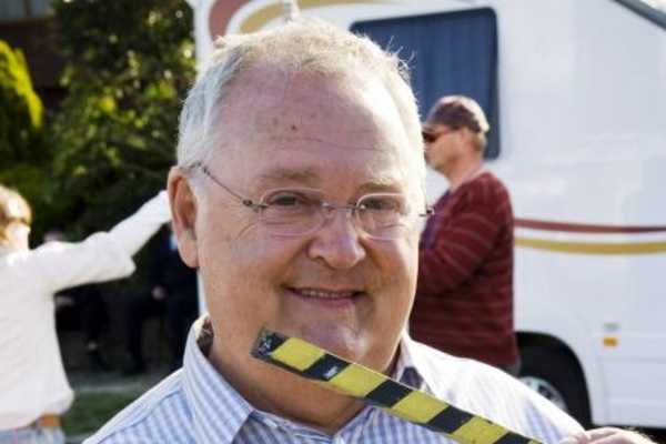 Ian Smith returns to Neighbours for 30th anniversary special